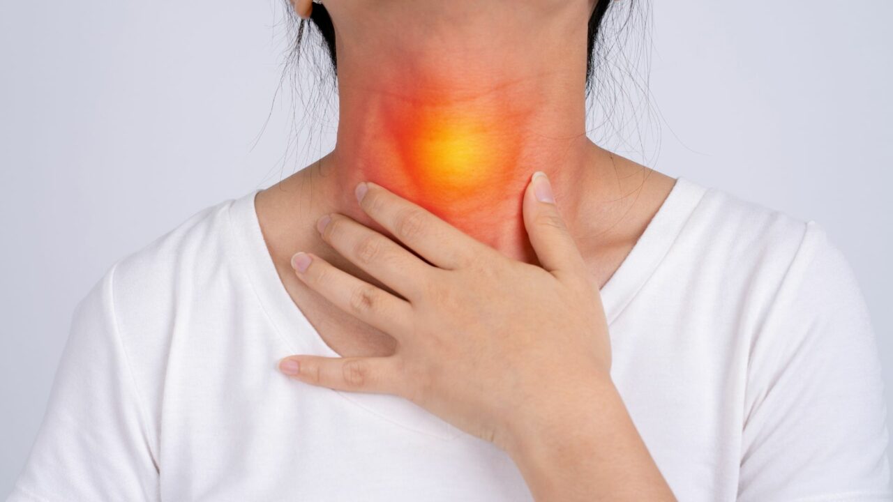 Acupuncture for Thyroid: Benefits and Risks